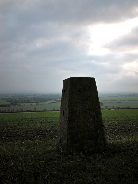 T:UK - Brightwell Barrow