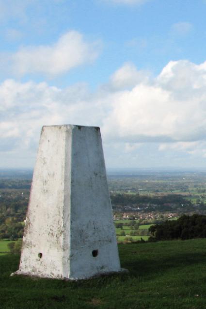 T:UK - Kerridge Hill