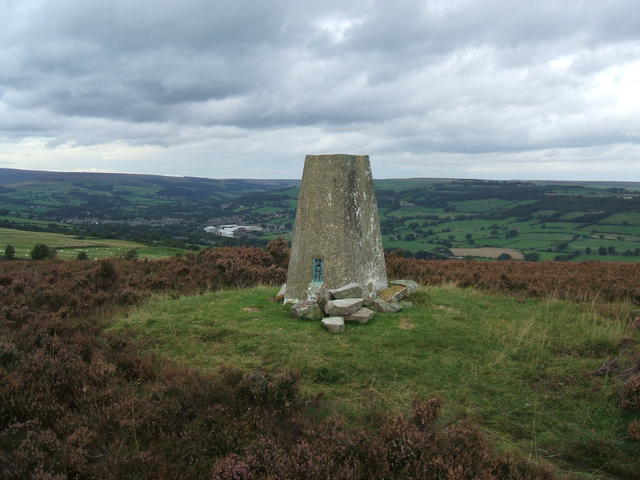 T:UK - Knitsley Fell