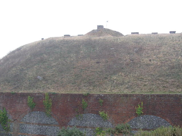 T:UK - Bembridge Fort