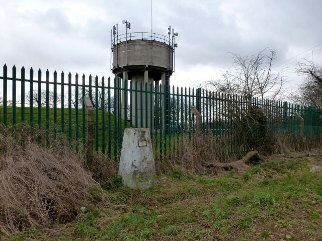 T:UK - Garforth Cliff