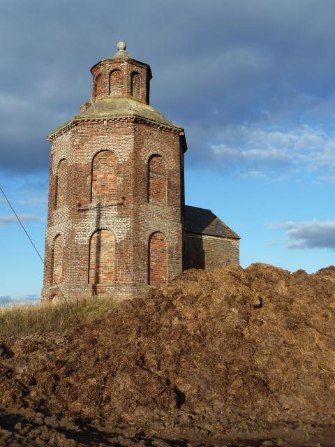 T:UK - Carnaby Temple Apex