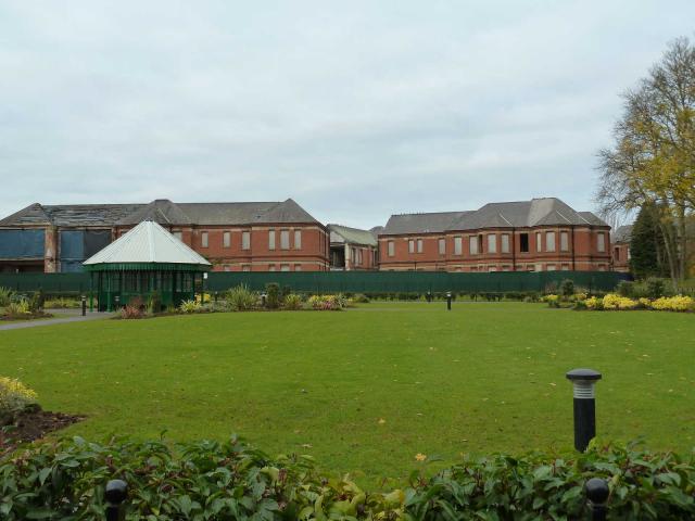 T:UK - Sleaford Mental Hospital Chimney