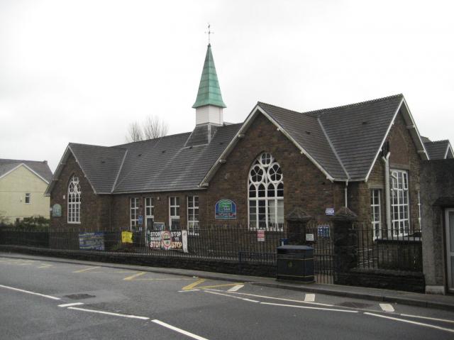 T:UK - Clydach School Spire