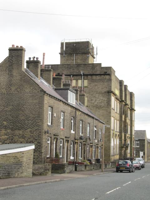 T:UK - Courtaulds Factory Tower Centre