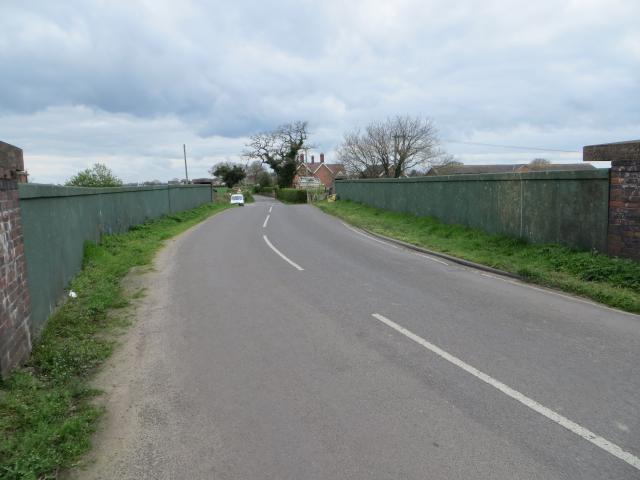T:UK - Basford Hall Bridge