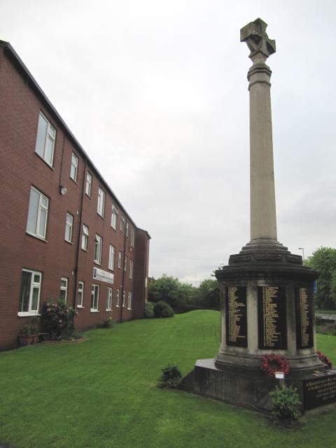 T:UK - Hunslet Moor Church Spire