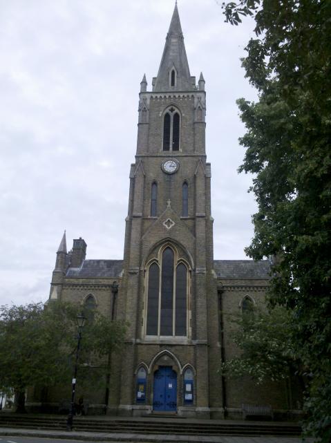 T:UK - Windsor Holy Trinity Church Spire