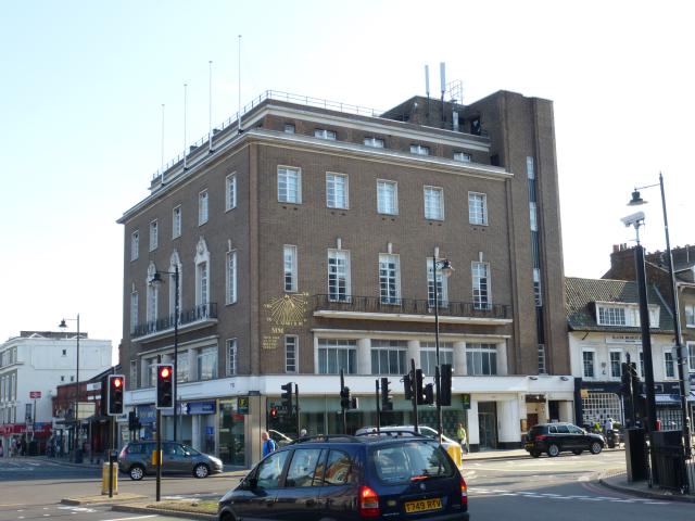 T:UK - Zeeta House Putney