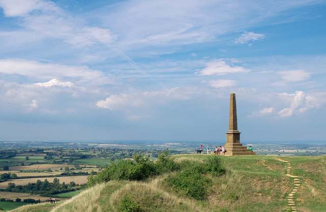 T:UK - Hamdon Hill Obelisk