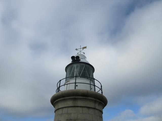 T:UK - Folkestone Lighthouse