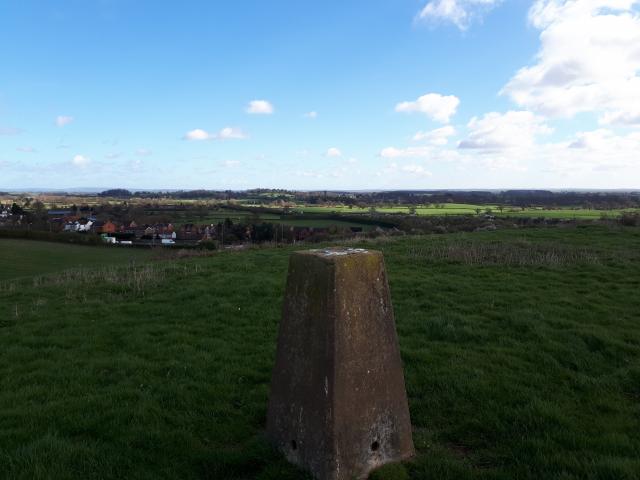T:UK - Crookbarrow Hill