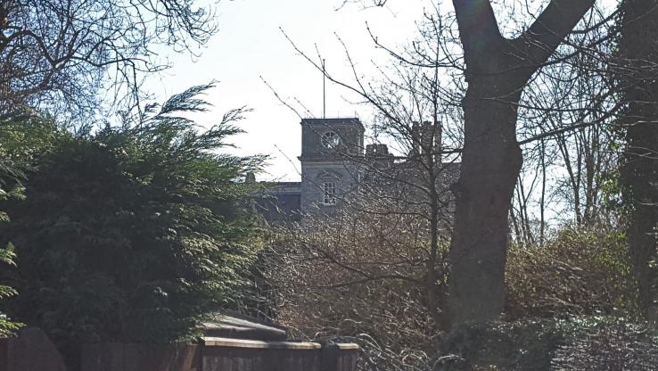 T:UK - Holderness House Flagstaff