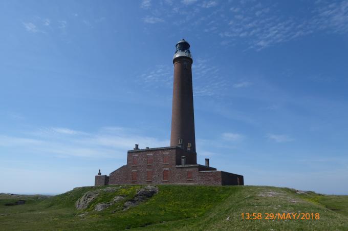 T:UK - Monach Islands Lighthouse