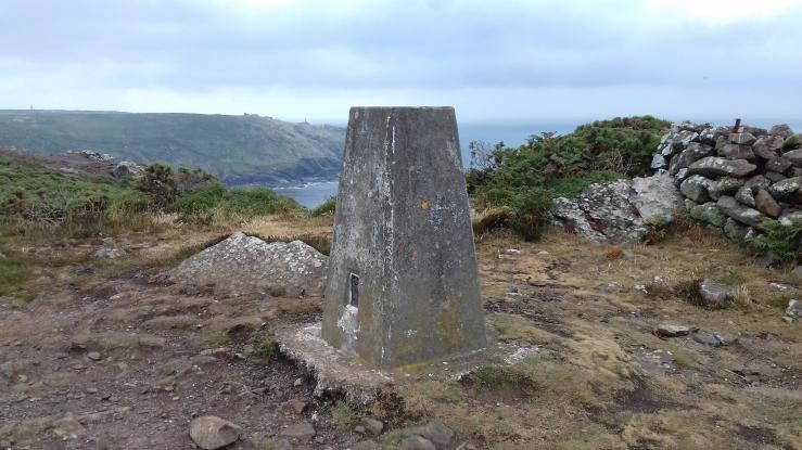 T:UK - Botallack Head
