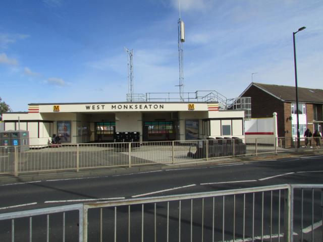 T:UK - Monkseaton Railway Station