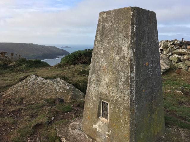 T:UK - Botallack Head
