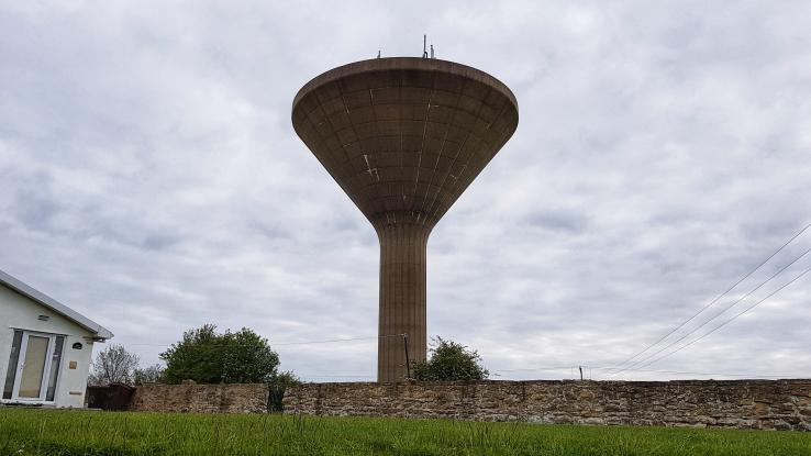 T:UK - Upton Water Tower (1985) Centre