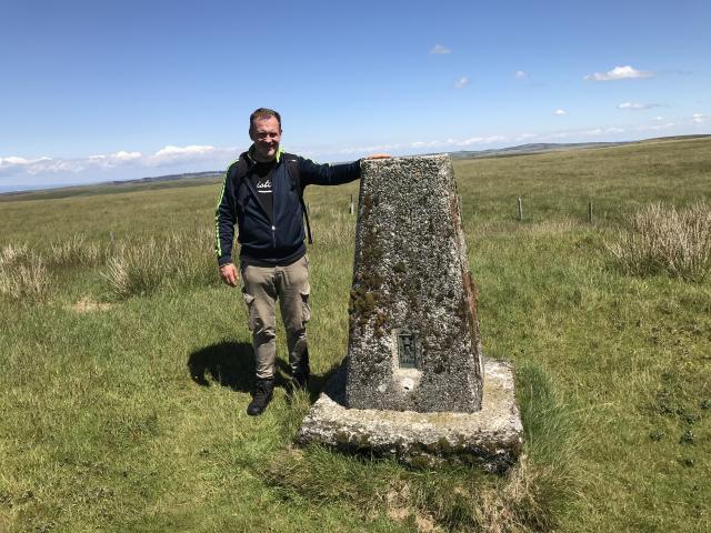 T:UK - Chains Barrow