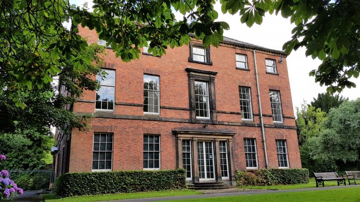 T:UK - Tapton House School Flagstaff