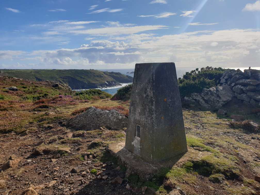 T:UK - Botallack Head