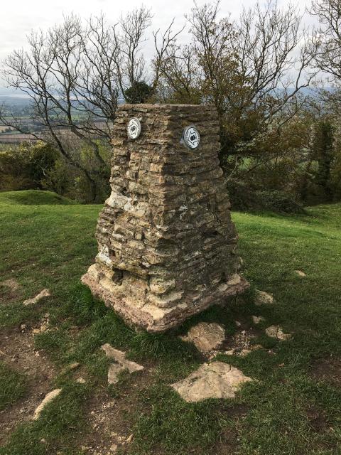 T:UK - Haresfield Beacon