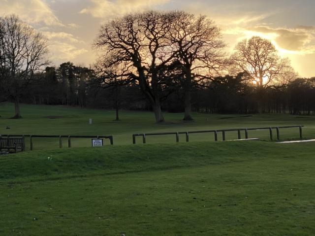 T:UK - Ifield Golf Course