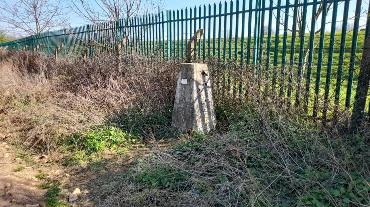 T:UK - Garforth Cliff