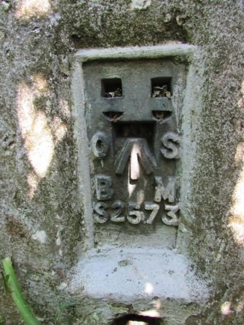 T:UK - Garforth Cliff