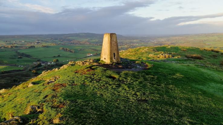 T:UK - Loudoun Hill