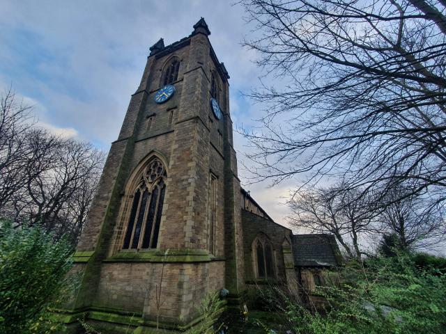 T:UK - Staincliffe Church Tower Centre