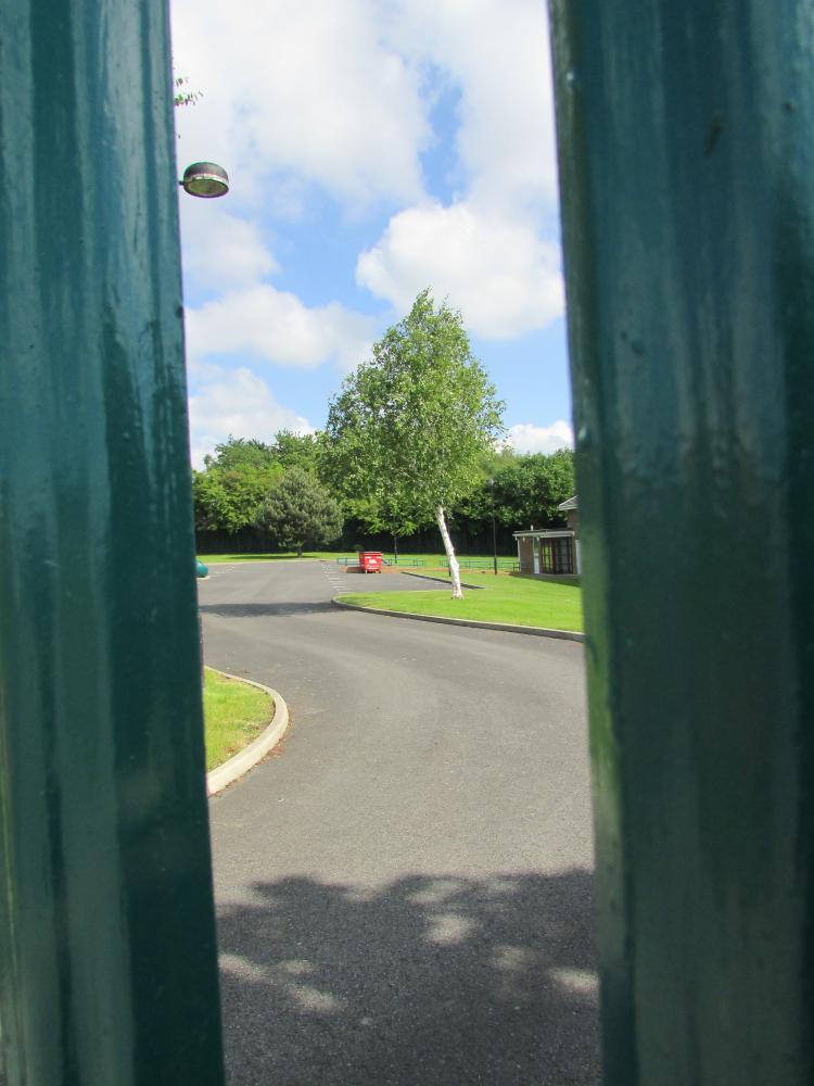T:UK - Brambles School Canteen Tower