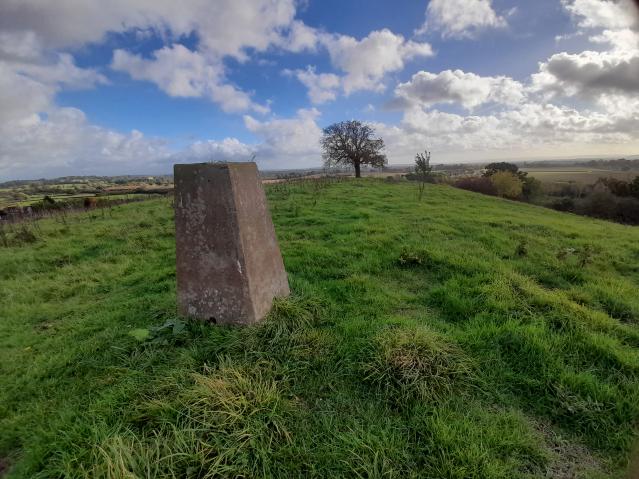 T:UK - Crookbarrow Hill