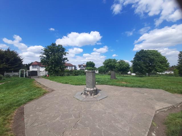 T:UK - Pollards Hill